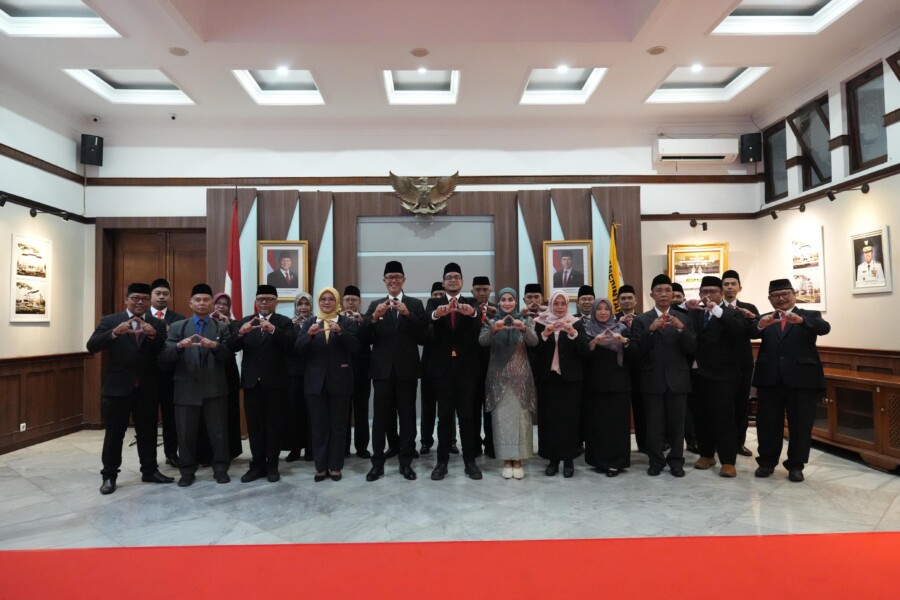 Mutasi dan Rotasi, Pemkot Sukabumi Lantik 12 Pejabat Eselon II ...